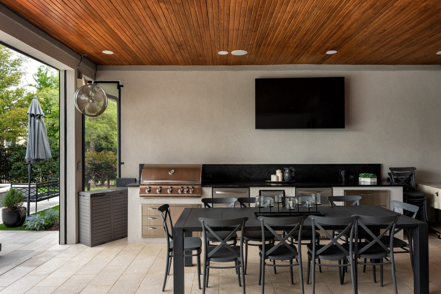 Custom Outdoor Kitchen for North Dallas Homes by Southwest